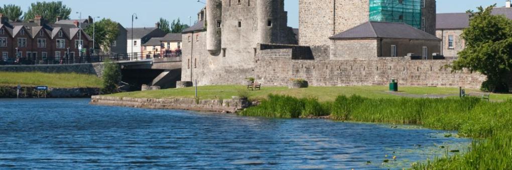 The best available hotels & places to stay near Ederny - Ederny hotels