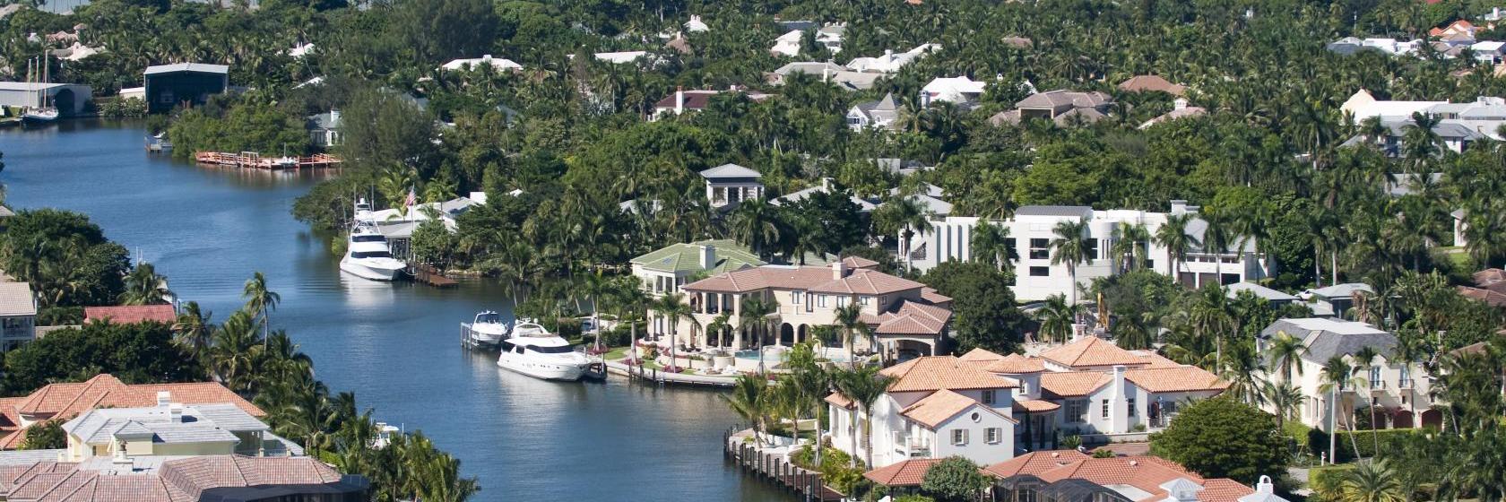 The best available hotels & places to stay near Naples Park, FL