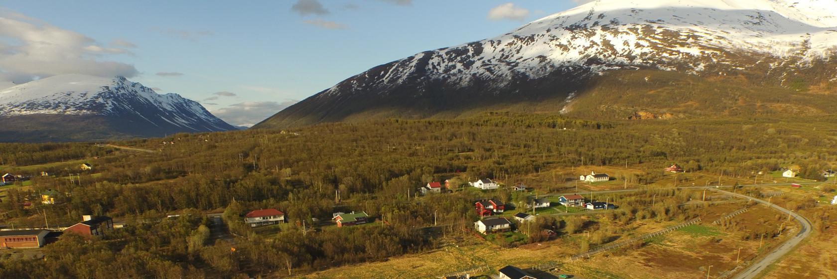 The best available hotels & places to stay near Djupvik, Norway