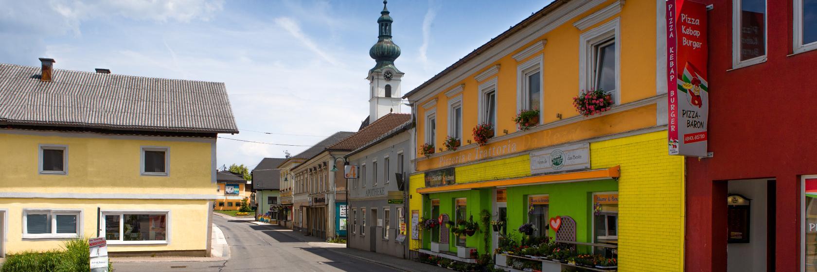 The best available hotels & places to stay near Frankenburg, Austria