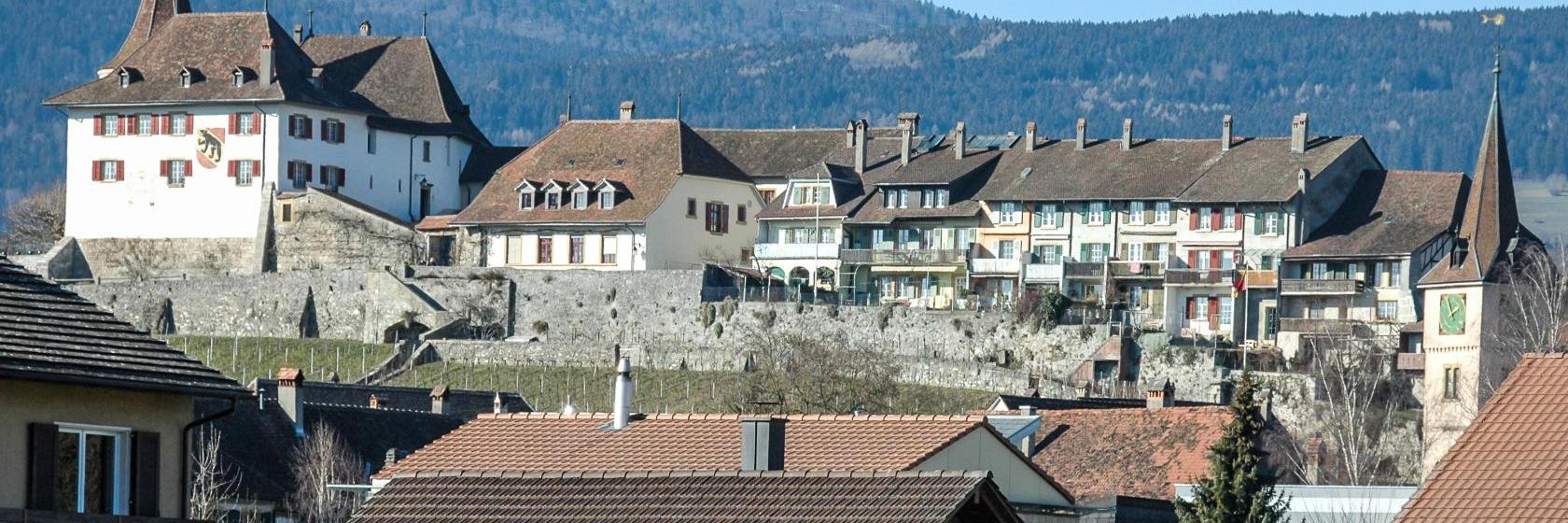 The best available hotels & places to stay near Erlach, Switzerland