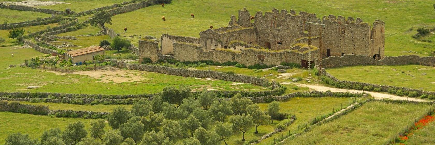 Hoteles en Madroñera, . ¡Precios increíbles! - Booking.com