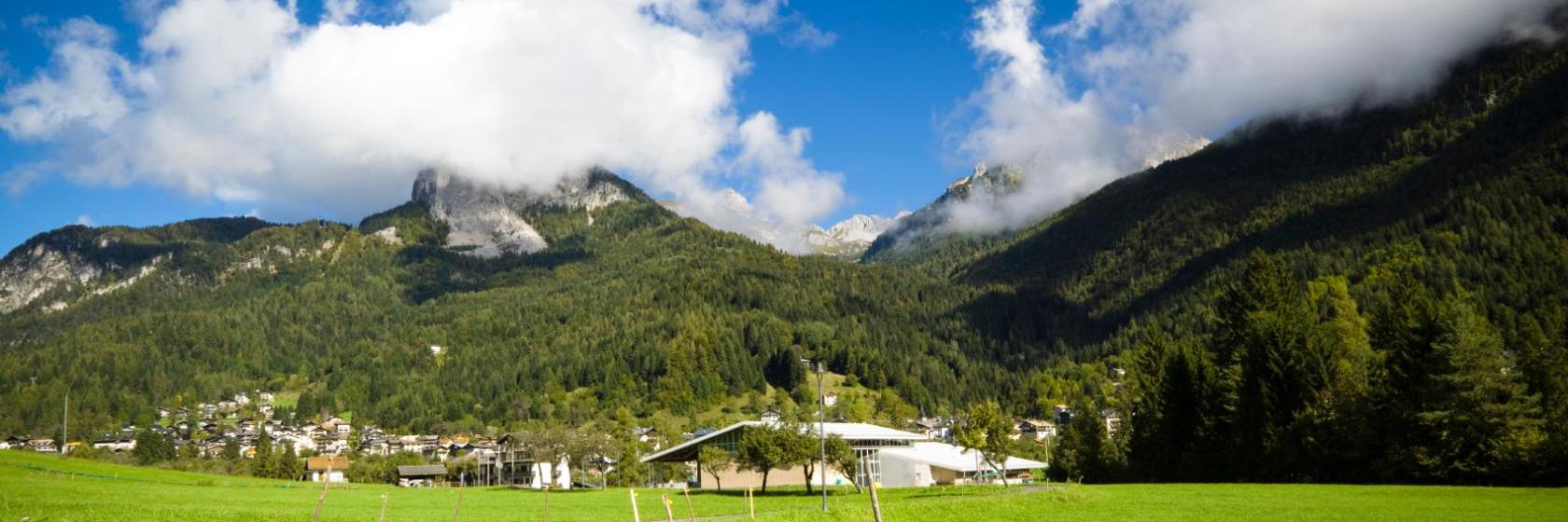 The best available hotels & places to stay near Caneva, Italy