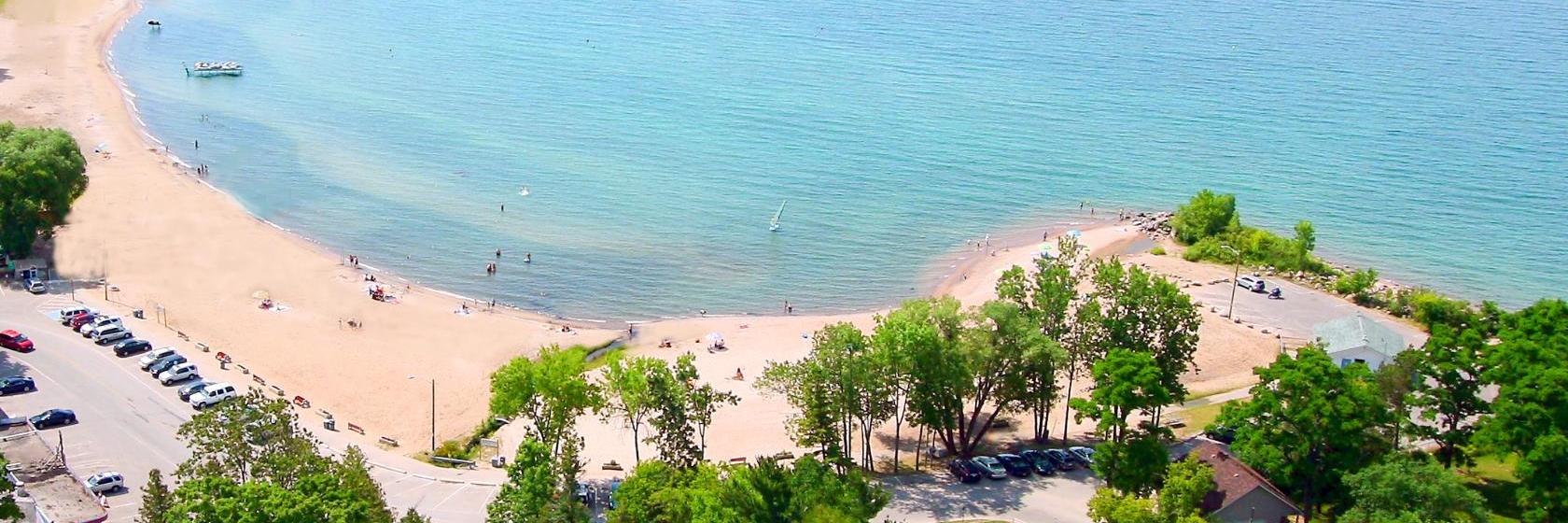 The best available hotels & places to stay near Balm Beach, Canada