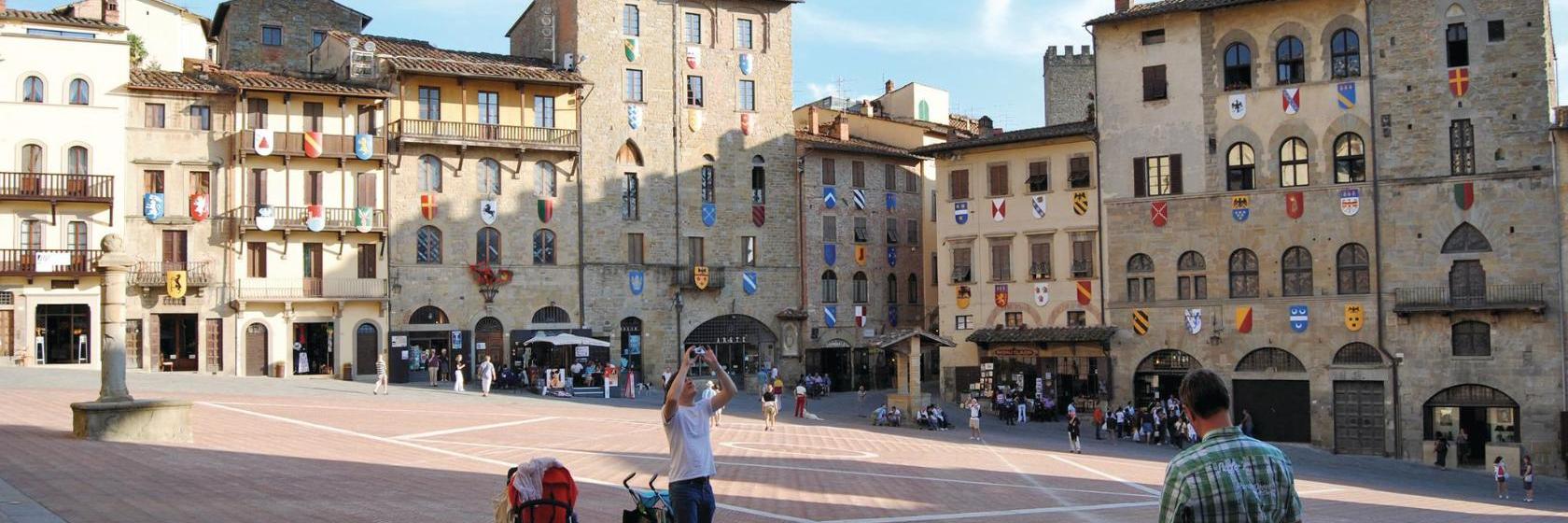 The best available hotels & places to stay near Palazzo del Pero, Italy