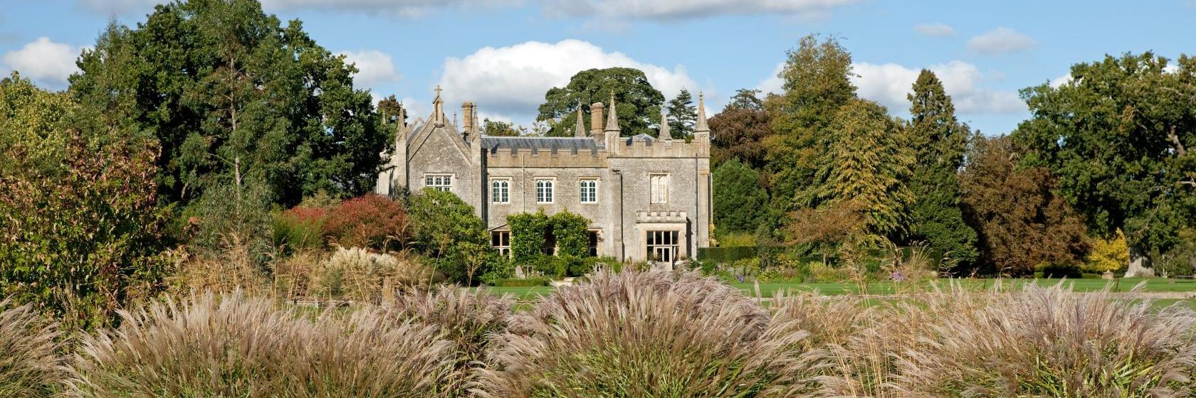 The 10 best hotels & places to stay in Carterton, United Kingdom ...
