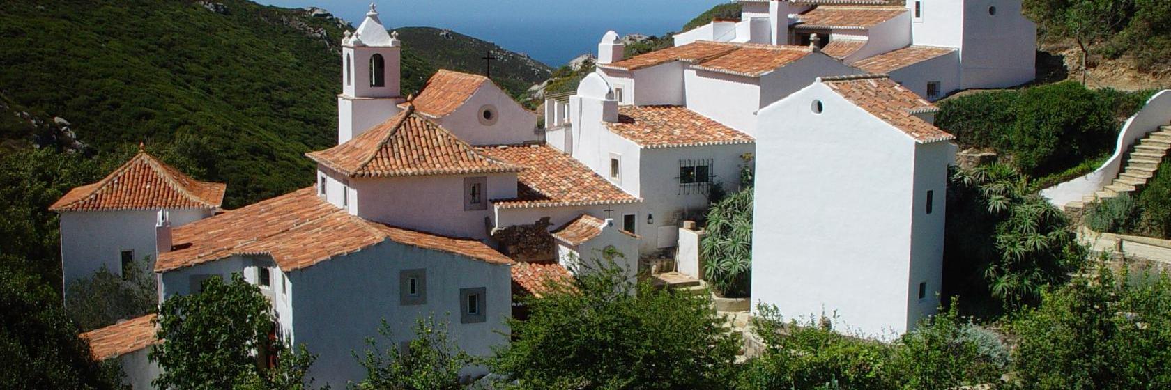 The best available hotels & places to stay near Azoia, Portugal