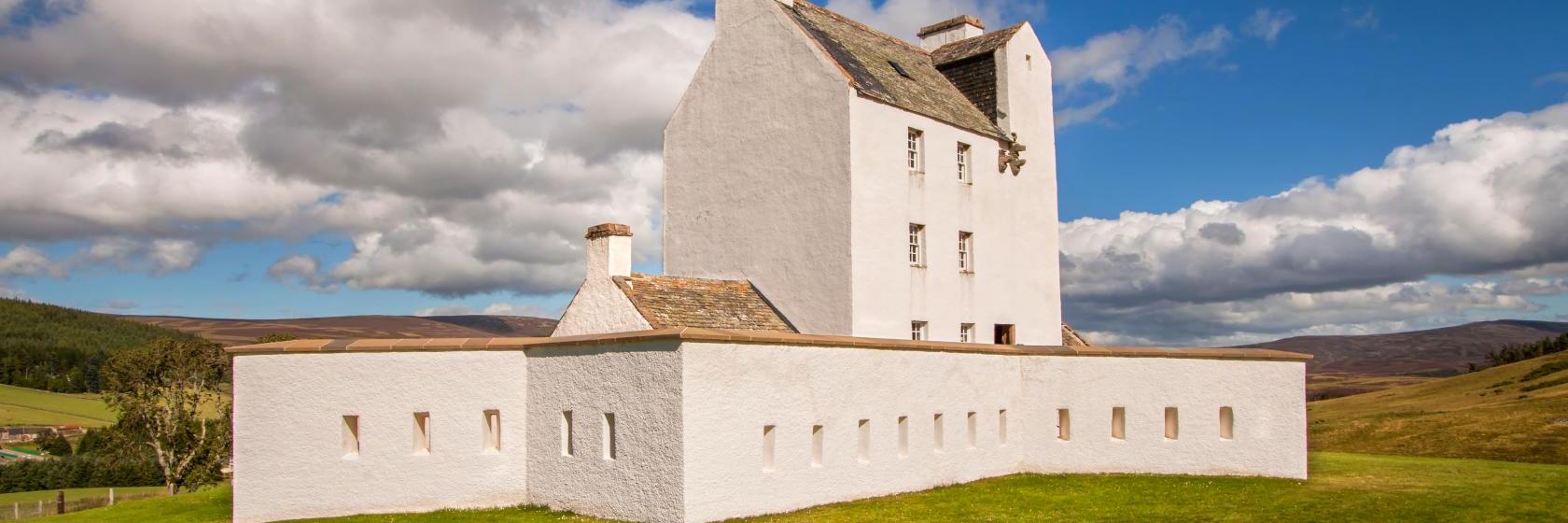 The best available hotels & places to stay near Strathdon - Strathdon ...