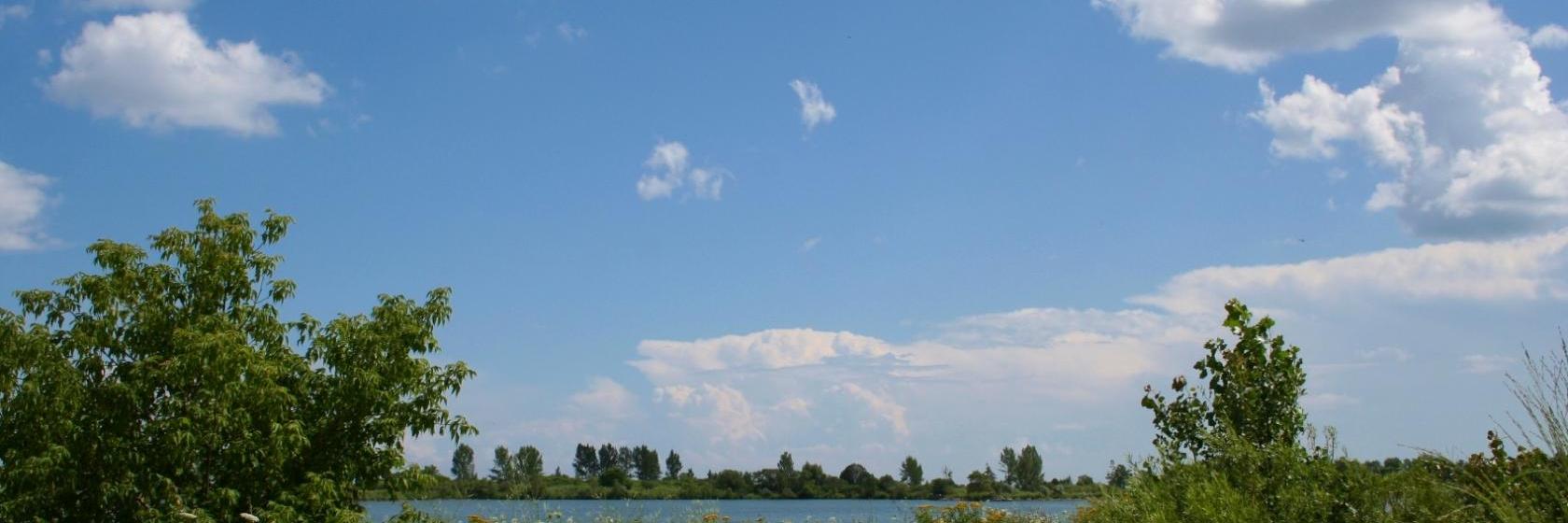 The best available hotels & places to stay near Minett, Canada