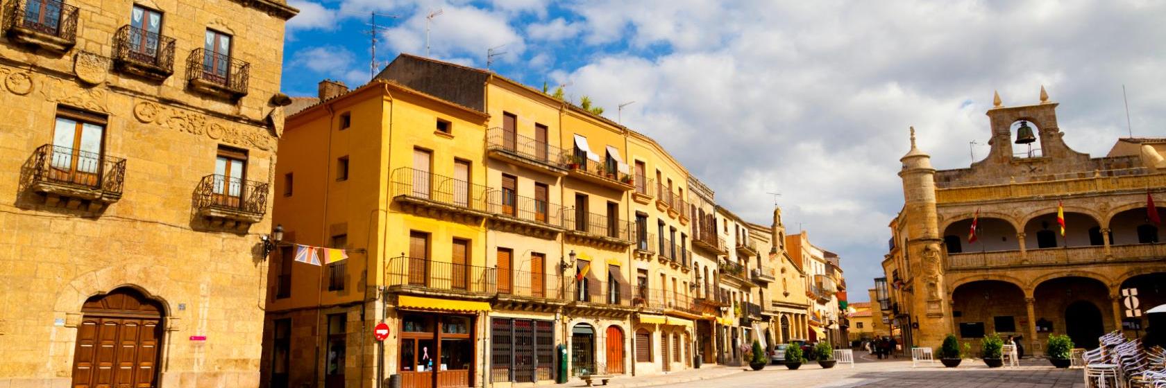 The best available hotels & places to stay near Águeda del Caudillo, Spain