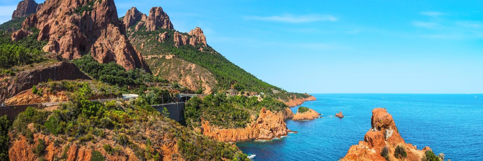 Les 10 meilleurs hôtels à Agay (à partir de € 142)