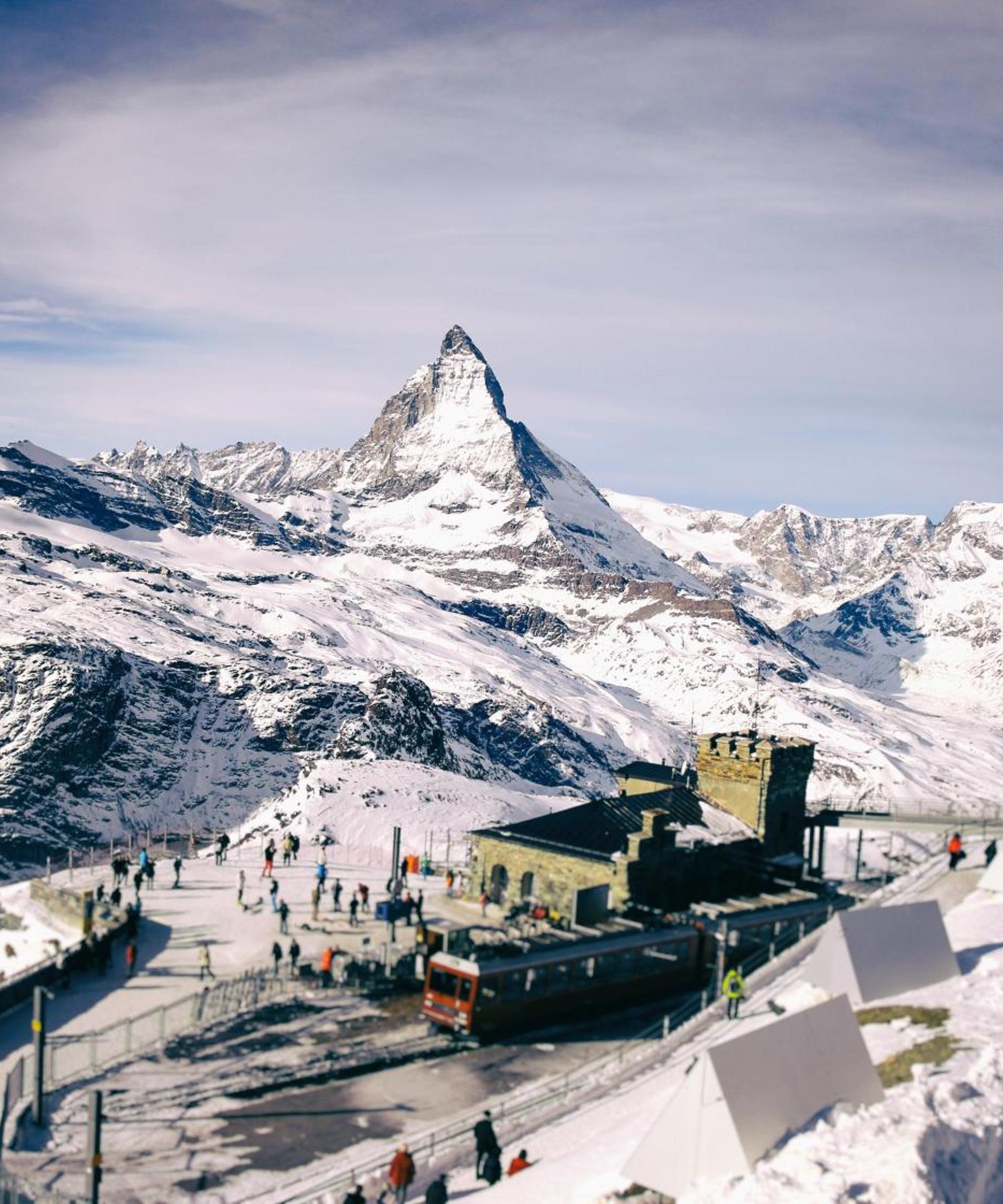 The 10 best cabins in Zermatt, Switzerland | Booking.com