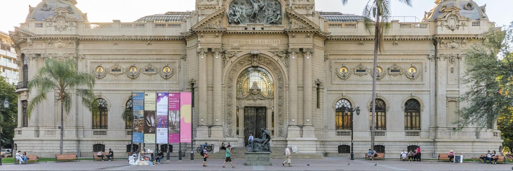 The 10 best hotels close to Chilean National Museum of fine Arts in ...
