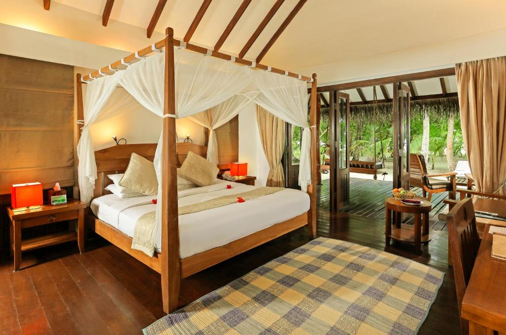 Medhufushi Island Resort, Muli (updated prices 2025)