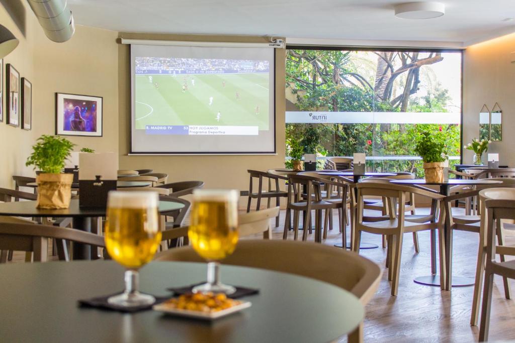 Intelier Orange, Benicàssim (precios actualizados 2025)