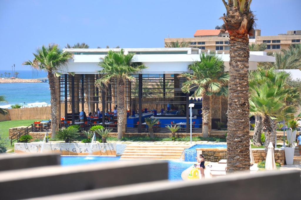 Pangea Beach Resort, Jiyeh (updated prices 2025)