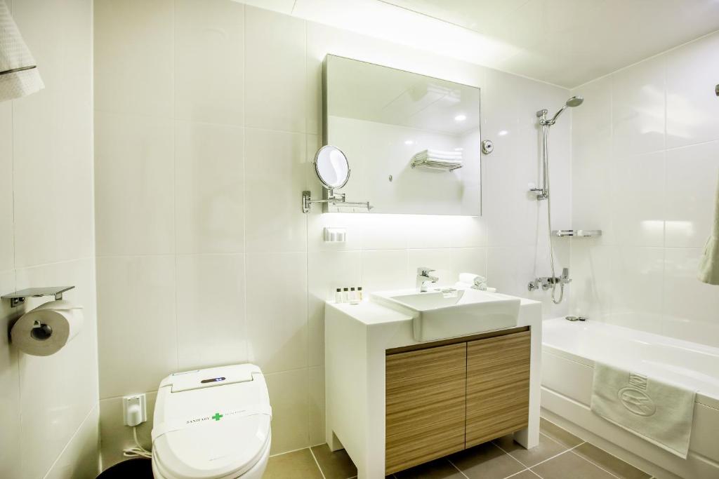 Hamilton Hotel, Seoul (updated prices 2025)