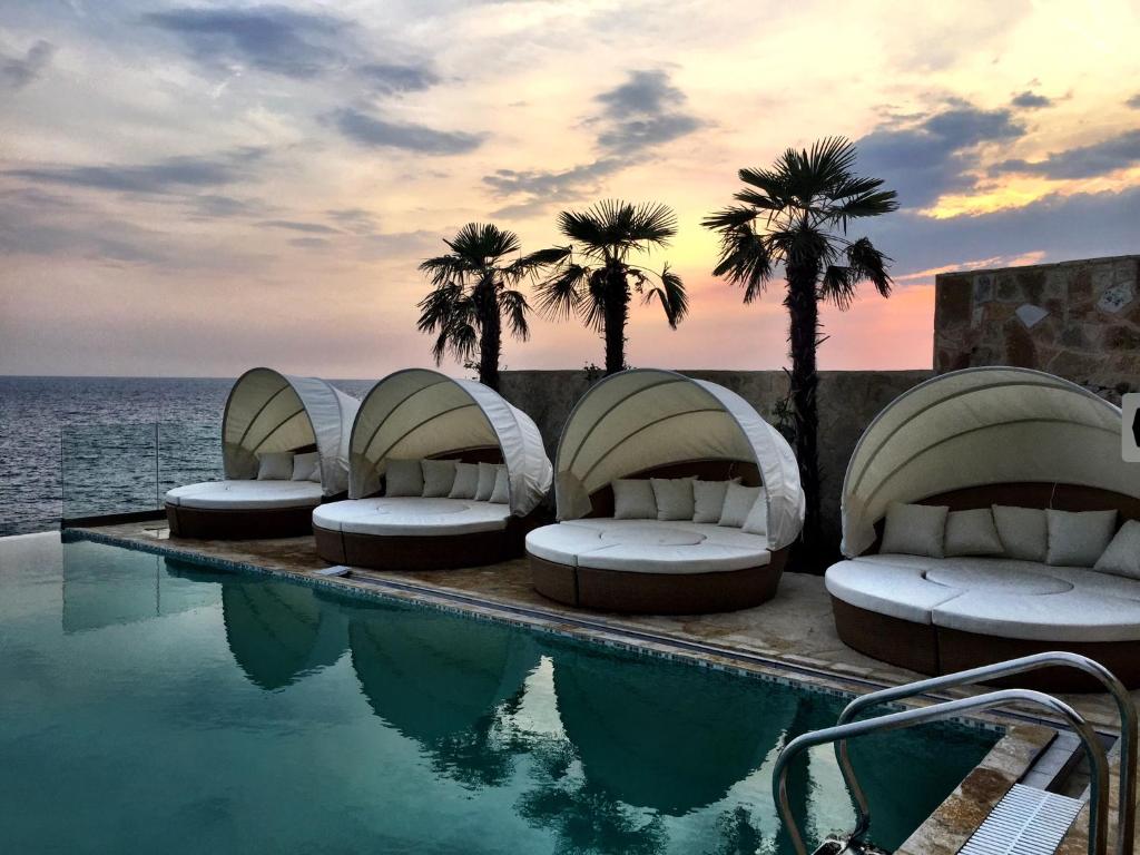 Yourhome beach first line, Dobra Voda (updated prices 2026)