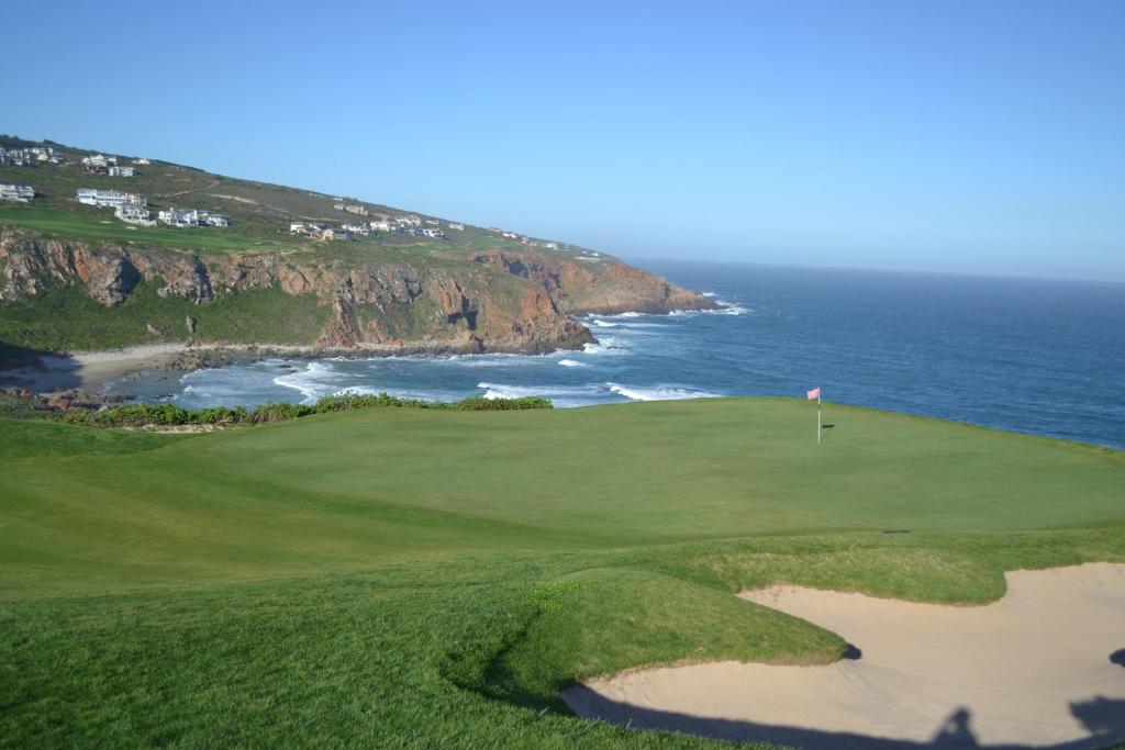 Pinnacle Point - Golf Safari SA, Mossel Bay (updated prices 2025)