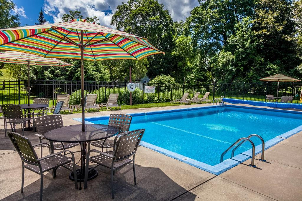 Maple Terrace Motel, Williamstown (updated prices 2025)