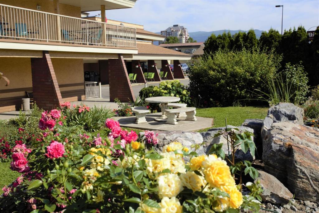 Dilworth Inn Kelowna, Kelowna (updated prices 2025)