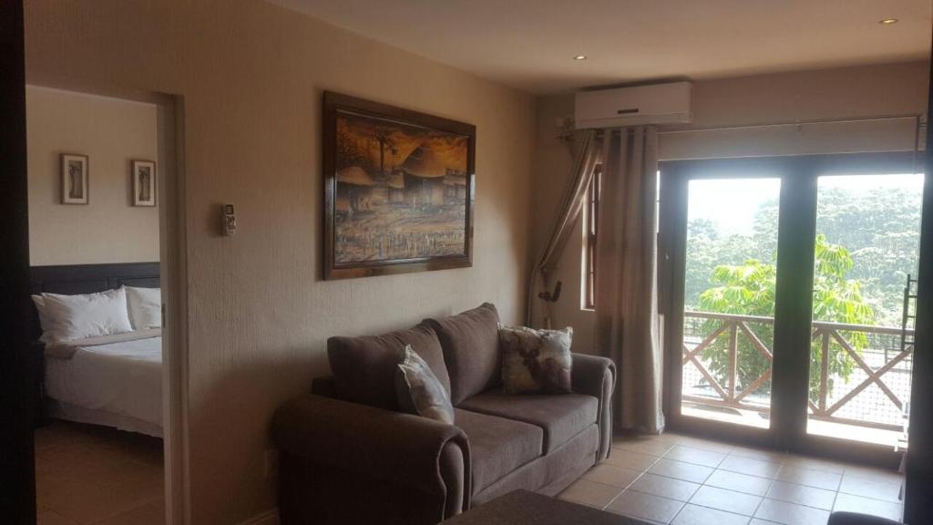Ocean View Villas Unit H07, Port Edward (updated prices 2026)