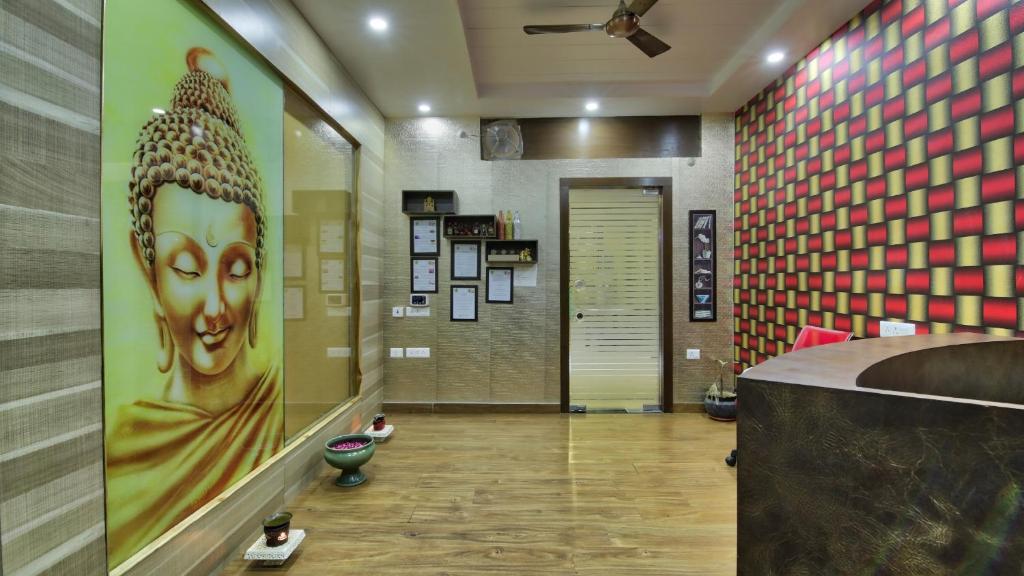 Milestone 251, Jaipur (updated prices 2025)