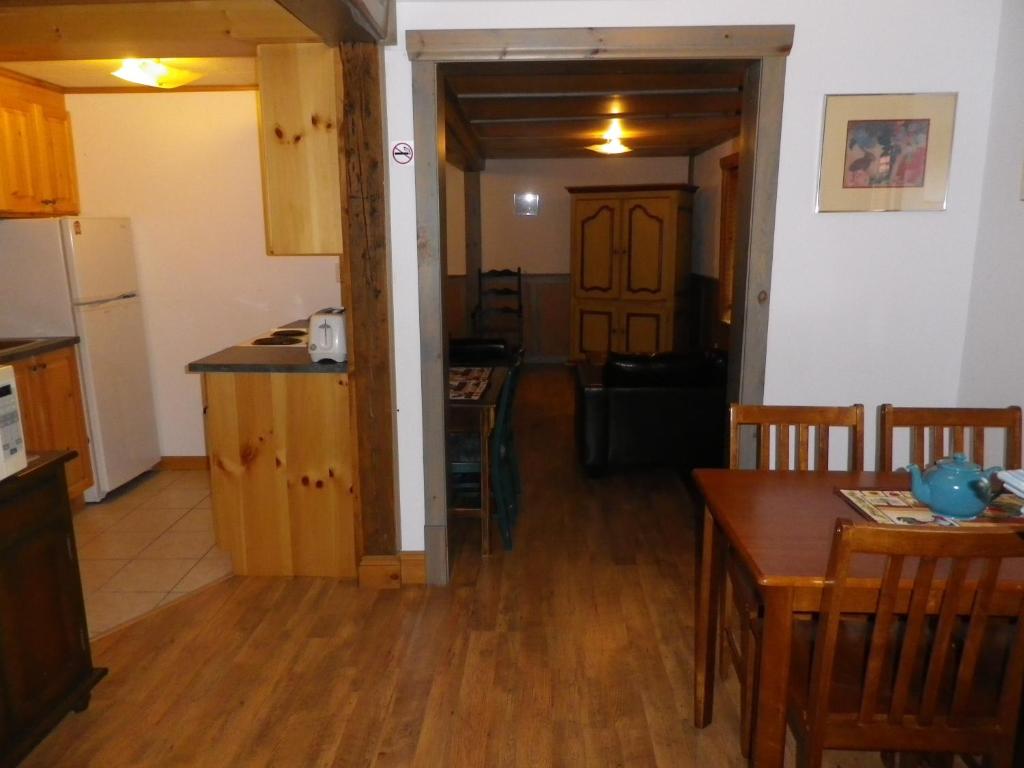 Auberge La Seigneurie Valcartier, Saint-Gabriel-De-Valcartier (updated ...