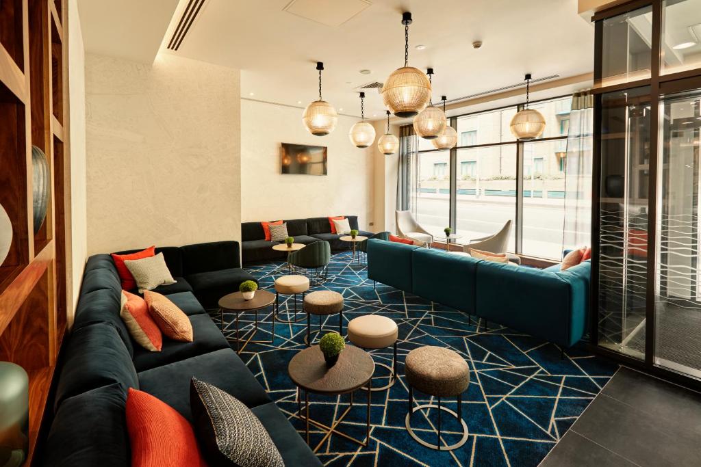 Marlin Waterloo, London (updated prices 2025)