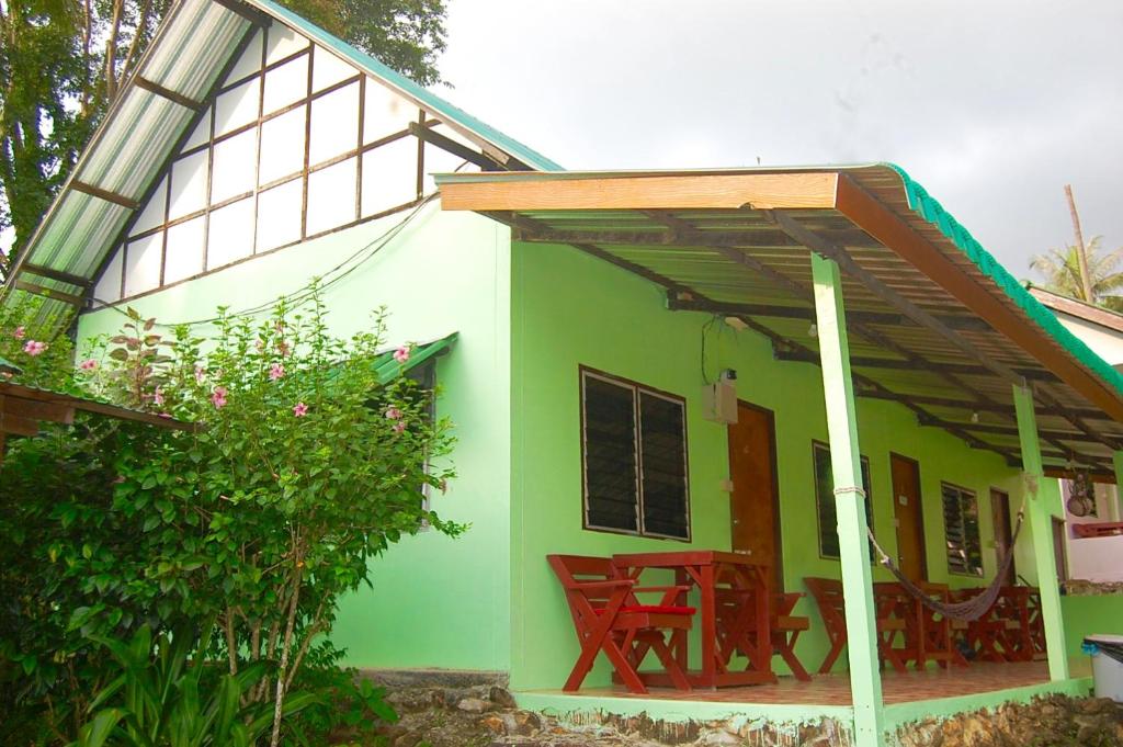 TP Hut Bungalows, Ko Chang (updated prices 2025)