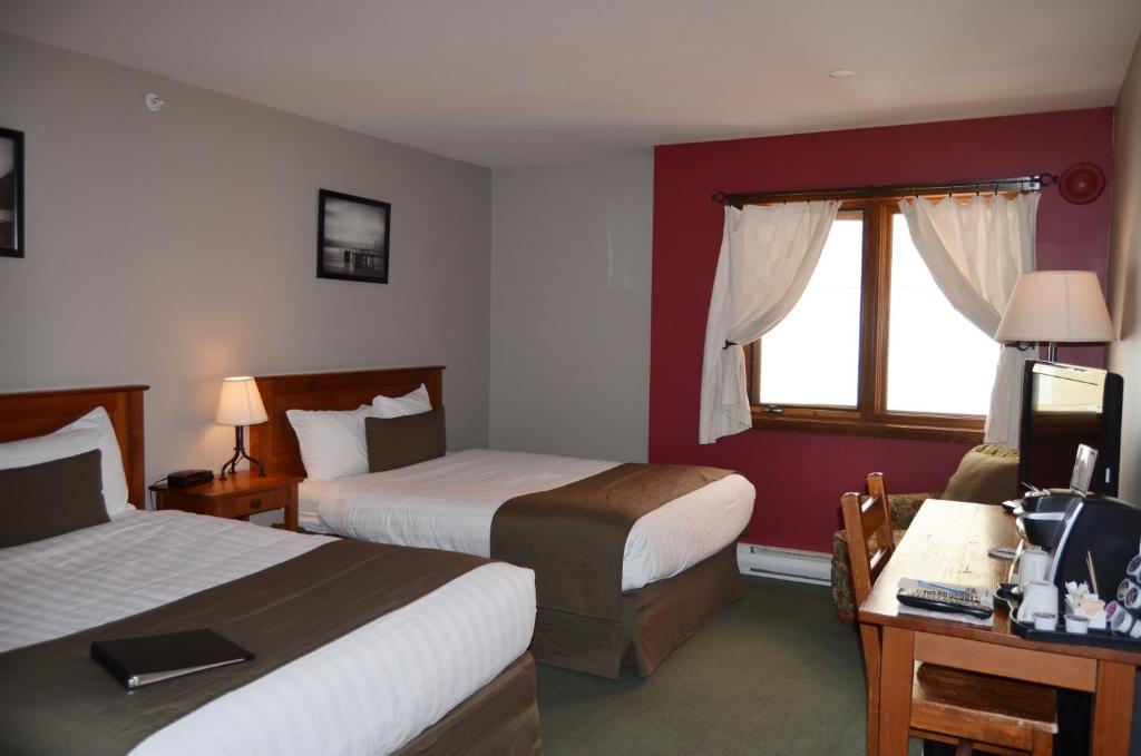 Howe Sound Inn & Brewing Company, Squamish (updated prices 2025)