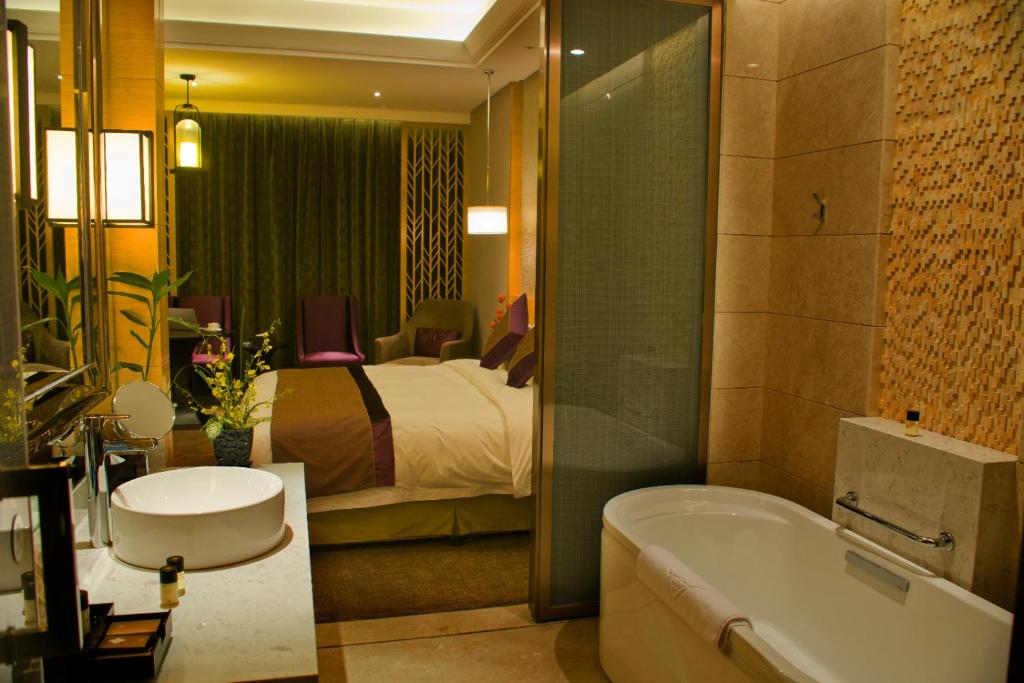 Yangzhong Firth Jinling Grand Hotel, Yangzhong (updated prices 2026)