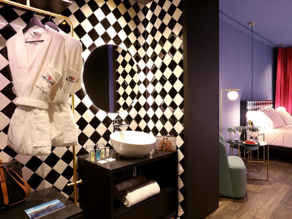 Axel Hotel Madrid - Adults Only, Madrid (precios actualizados 2025)
