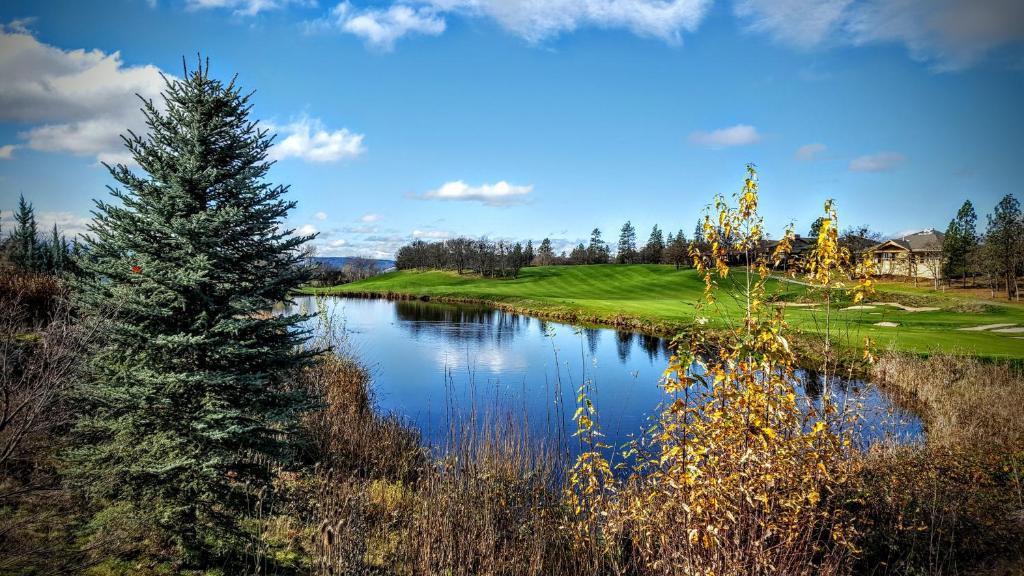 Resort at Eagle Point Golf Club Lodging - SuiteTrails