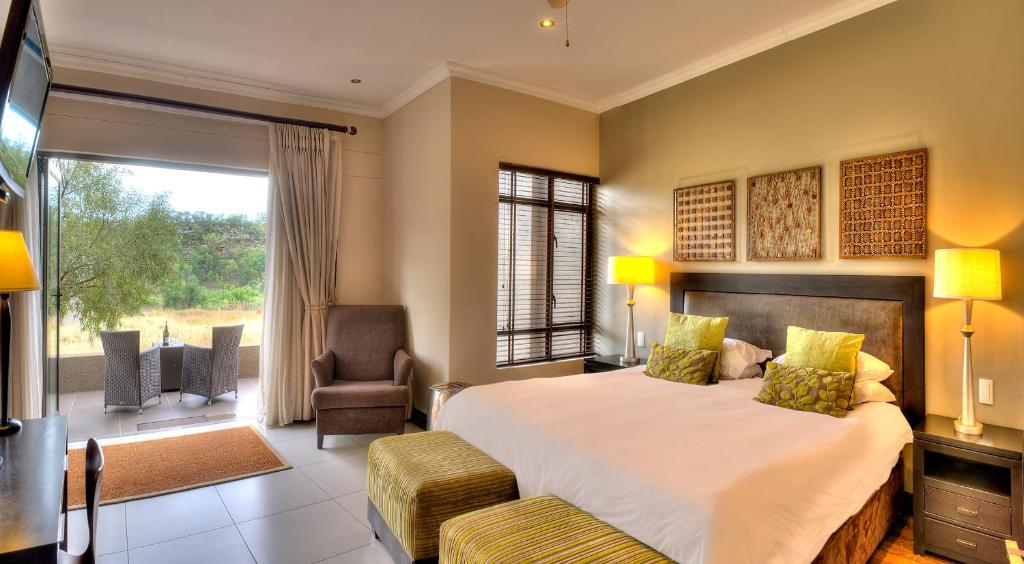 Legend Simba Safari - Legend Golf Safari Resort, Golders Green (updated ...