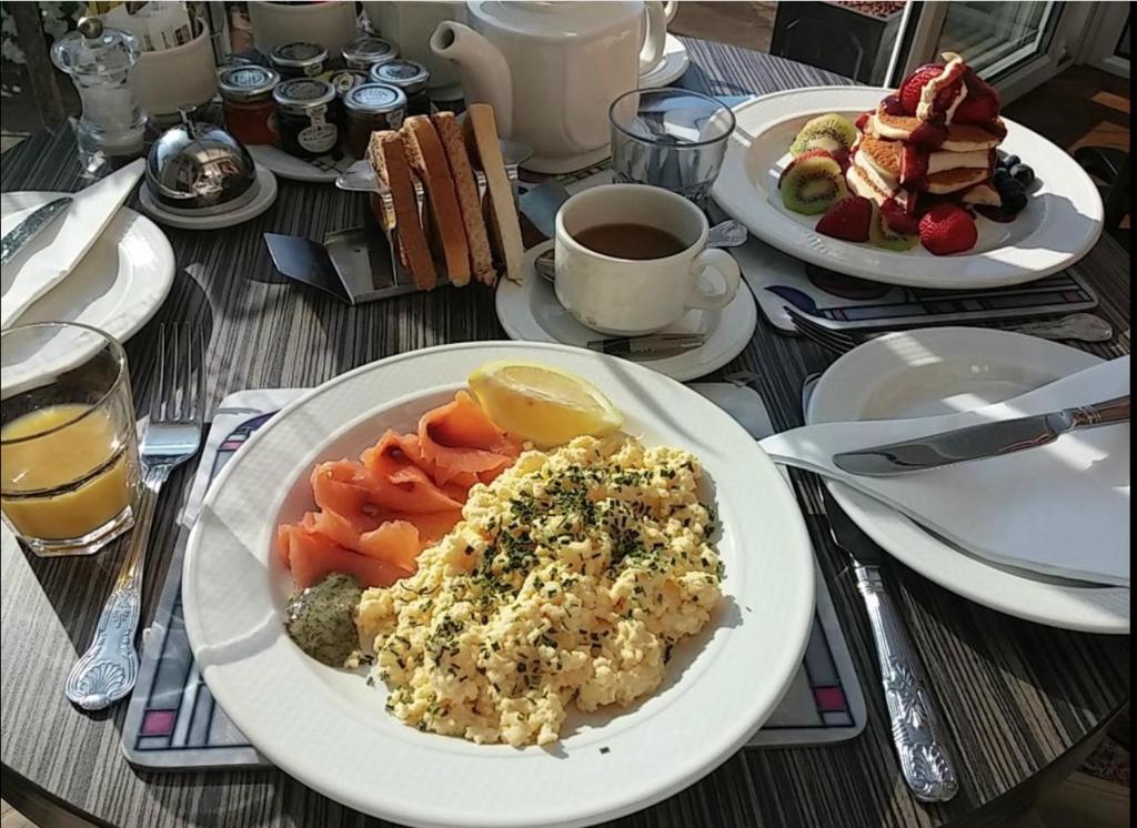 The Old Bridge House, Looe (updated prices 2025)