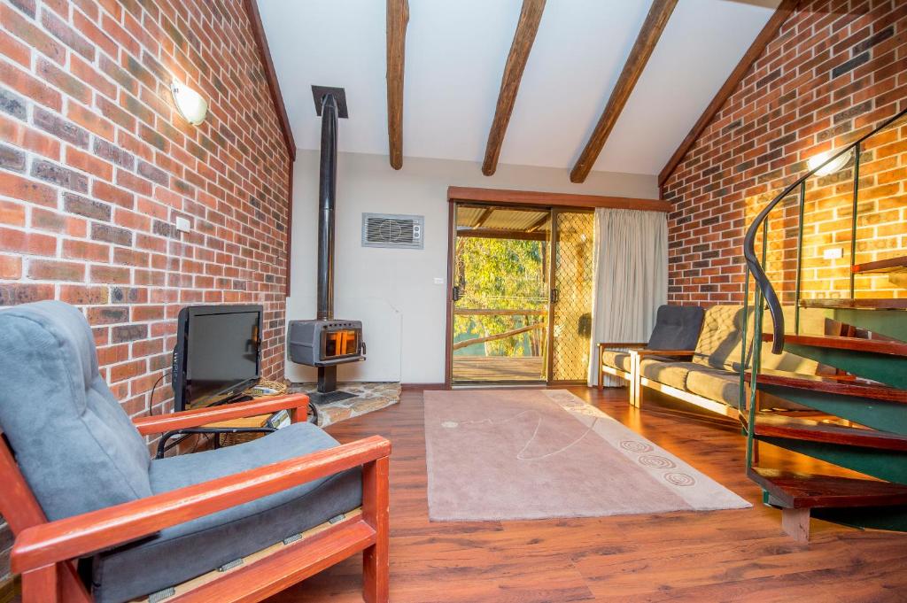 Evedon Lakeside Retreat, Burekup (updated prices 2025)