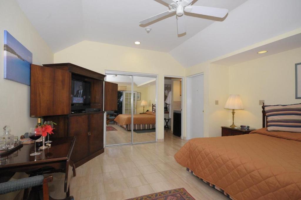 Fourways Inn, Chelston (updated prices 2025)