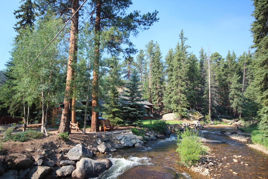 Boulder Brook on Fall River, Estes Park (updated prices 2025)