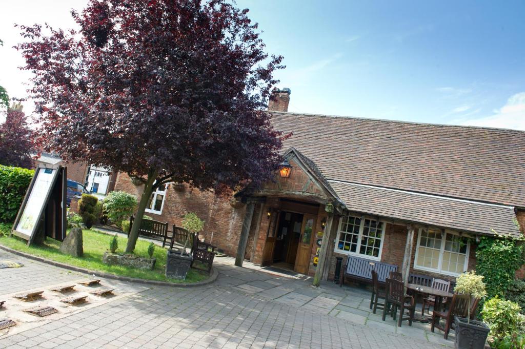 The Dun Cow by Innkeeper's Collection, Rugby (updated prices 2025)