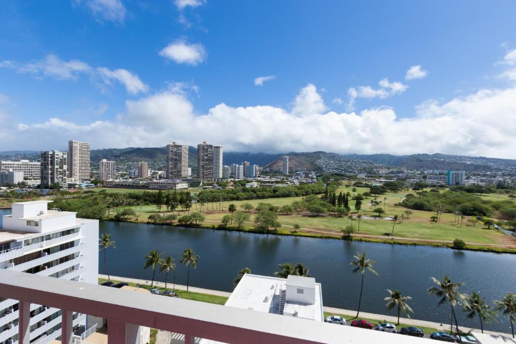 Ilima Hotel, Honolulu (updated prices 2025)