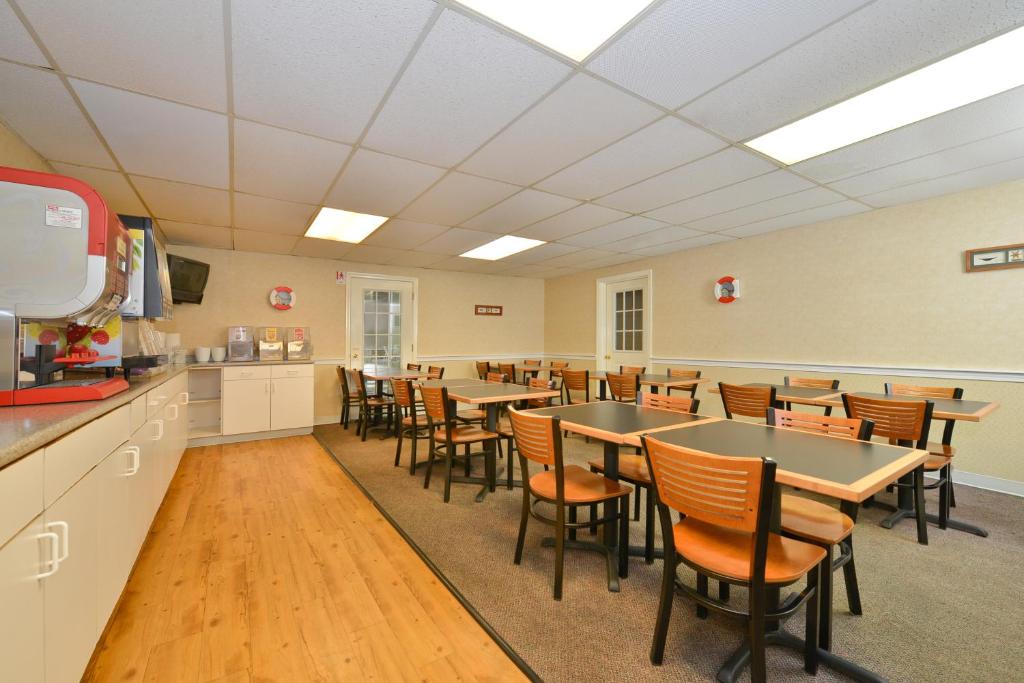 Sandwich Lodge & Resort, Sandwich (updated prices 2025)