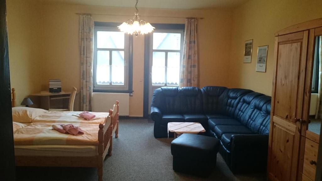 Gaststätte und Pension Felsenthal, Tabarz (updated prices 2025)