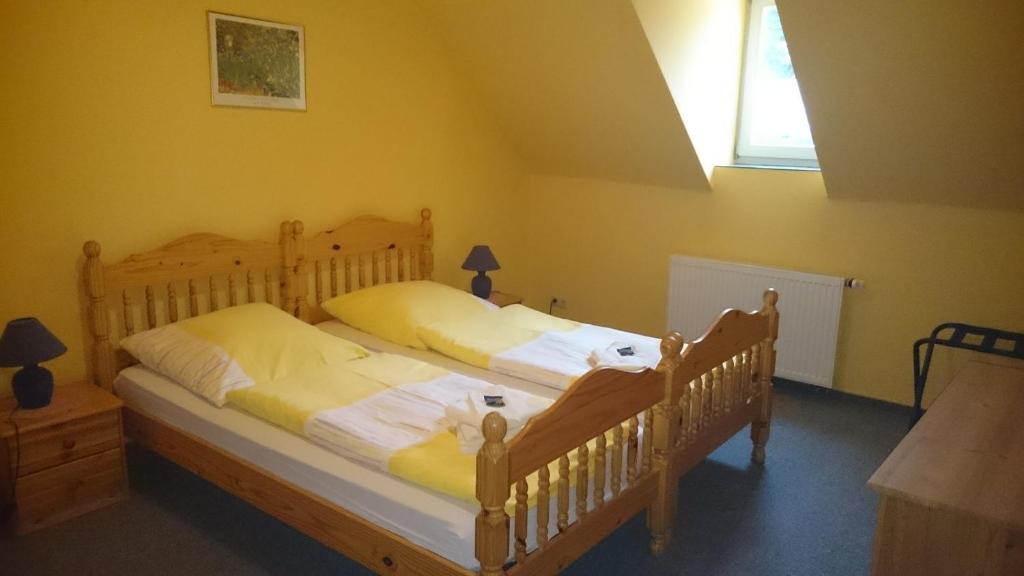 Gaststätte und Pension Felsenthal, Tabarz (updated prices 2025)