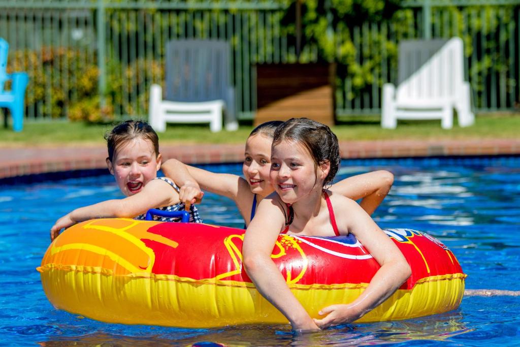 Discovery Parks - Bright, Bright (updated prices 2025)