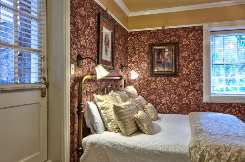 Cedar Crest Inn, Asheville (updated prices 2025)