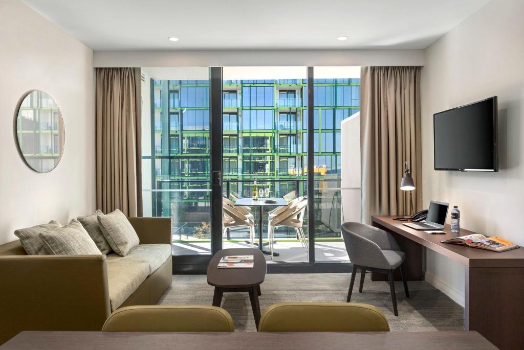 Quest Innaloo, Perth (updated prices 2025)