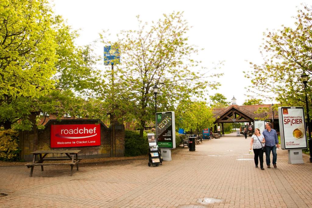 Days Inn by Wyndham Sevenoaks Clacket Lane, Westerham (updated prices 2025)