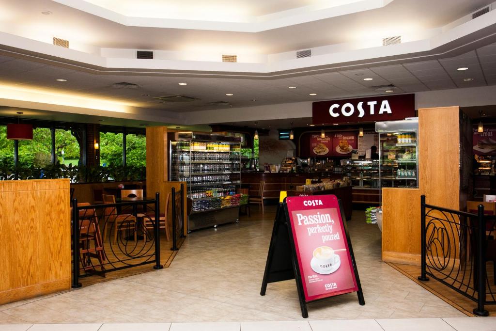 Days Inn by Wyndham Sevenoaks Clacket Lane, Westerham (updated prices 2025)