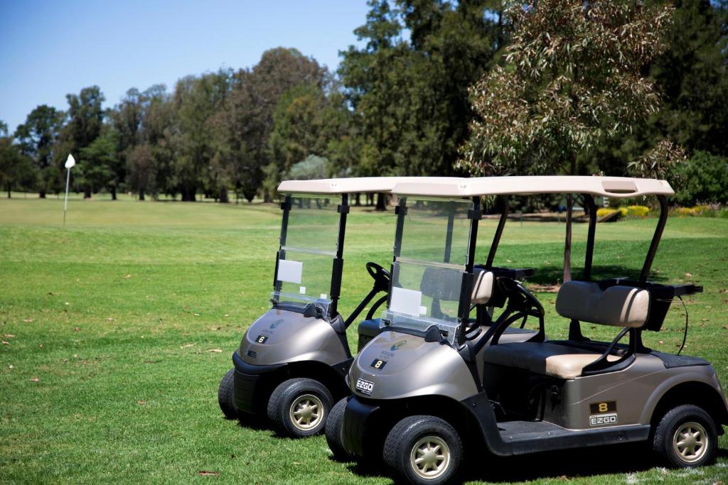 Howlong Golf Resort, Howlong (updated prices 2025)